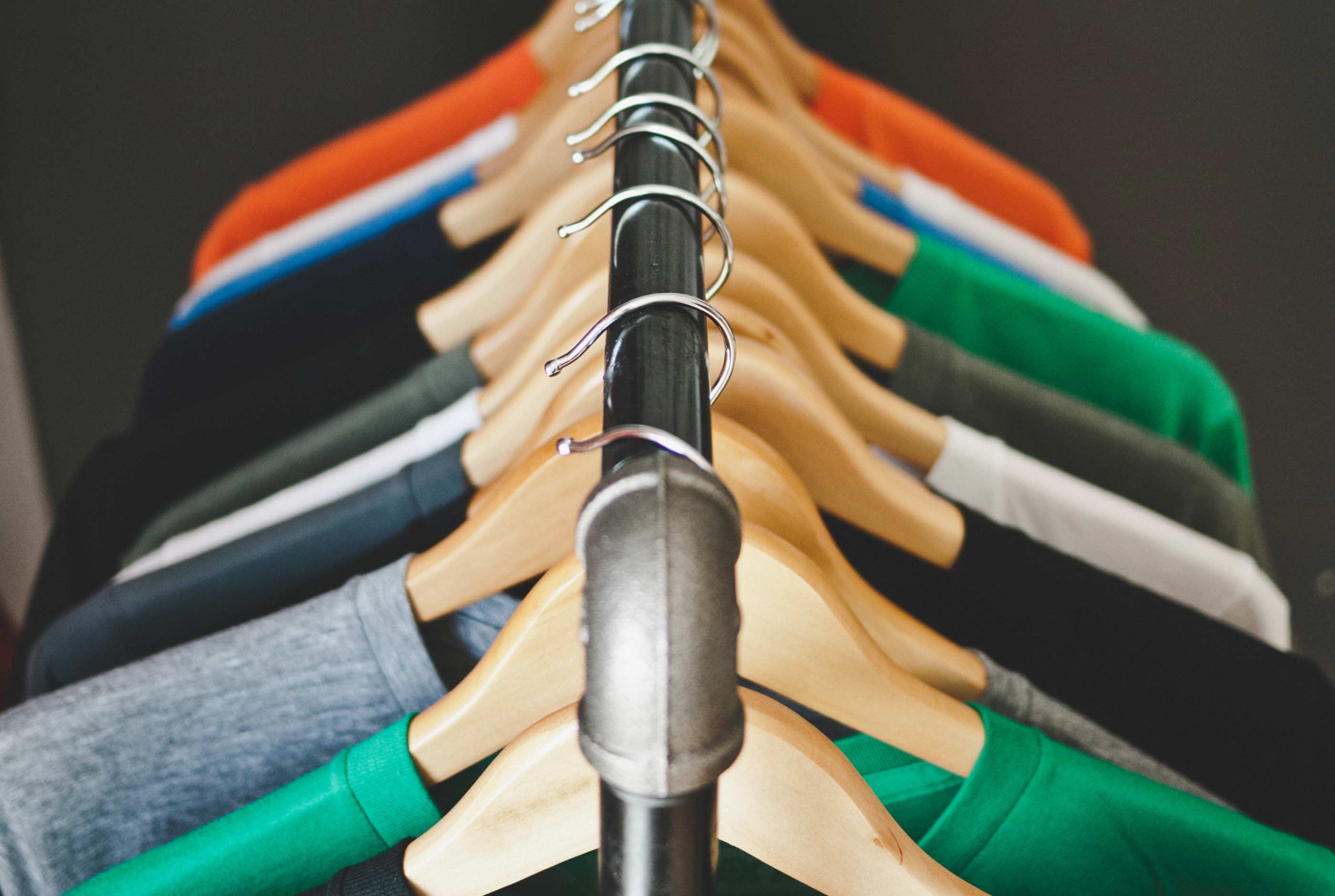 shirt-rack - AMARK T-Shirt INC